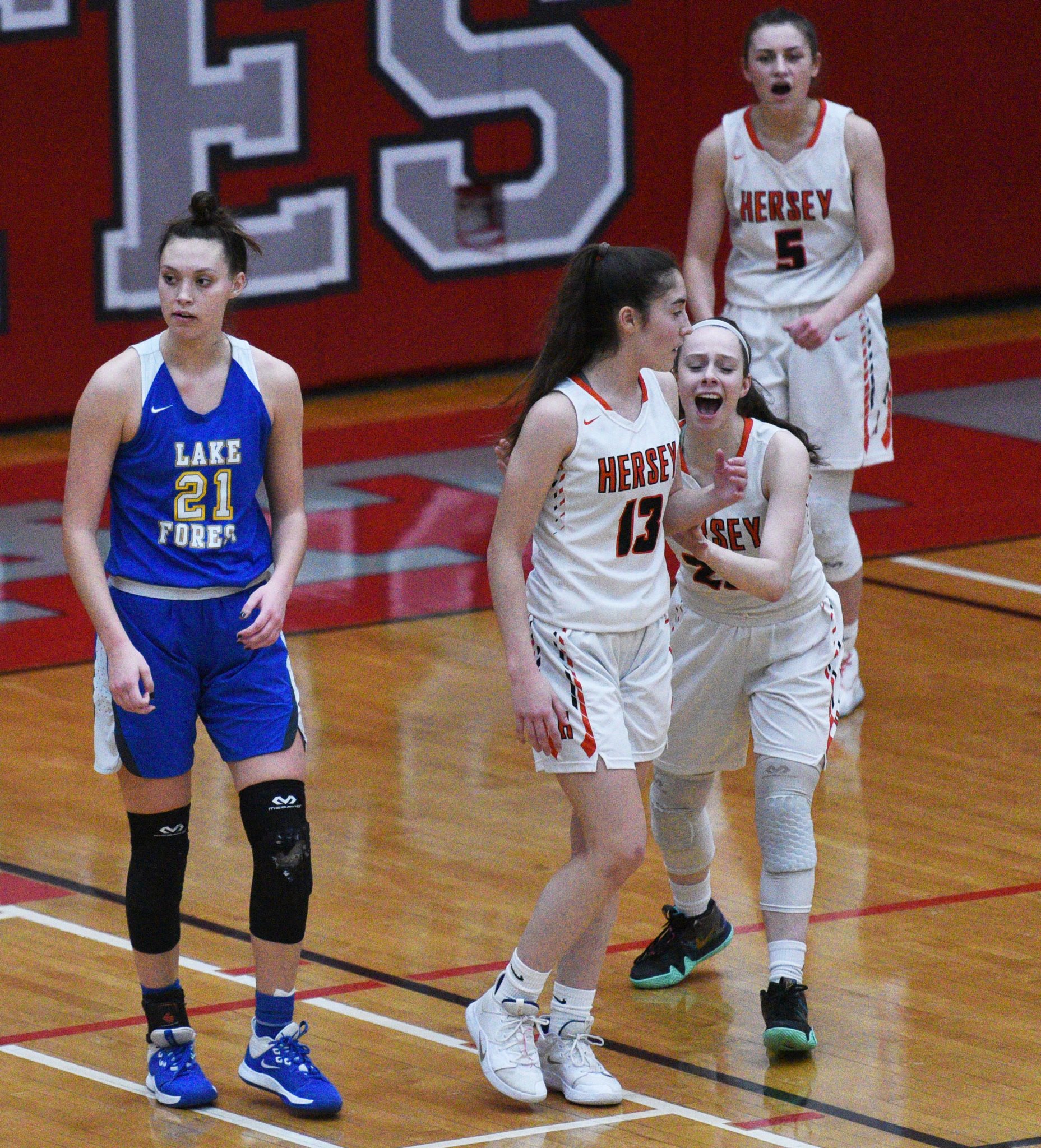 Lake Forest knocks off No. 1 seed Hersey - Daily Herald eEdition - NW ...