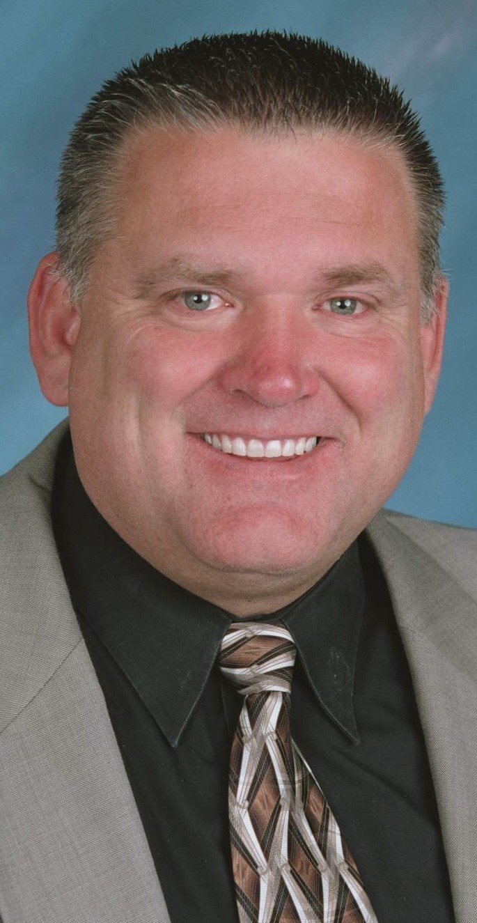 DuPage District 88 mourning beloved superintendent Helton - Daily ...