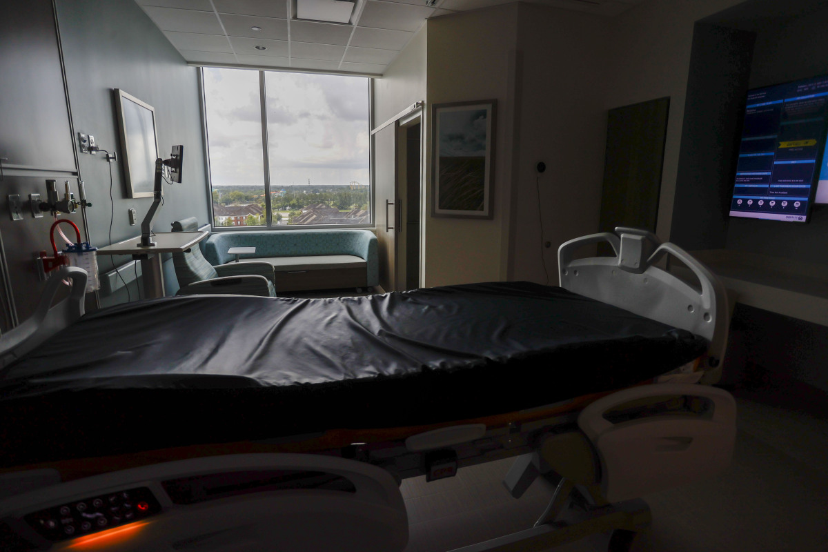 a patient room at moffitt mckinley hospital