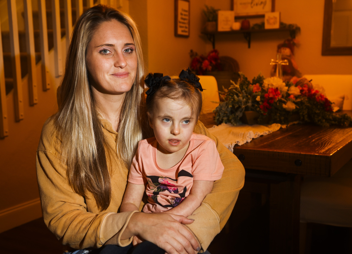 dirk shadd times kristi krause holds her and jonathan dampf s daughter ...